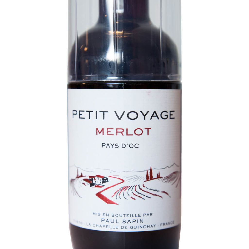 Petit Voyage, Mini Petit Voyage Merlot s pohárom, 0,187 l, NV, | WineExpert